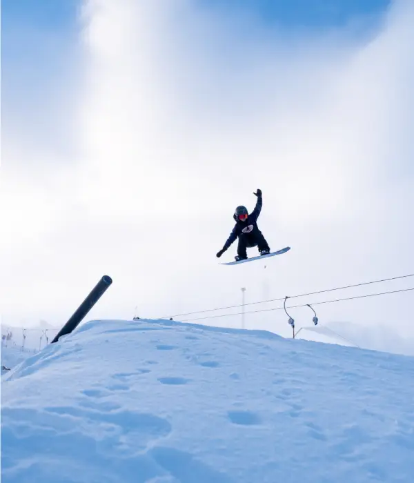 Asian Snowboard Girl from Indonesia | Zazi Landman